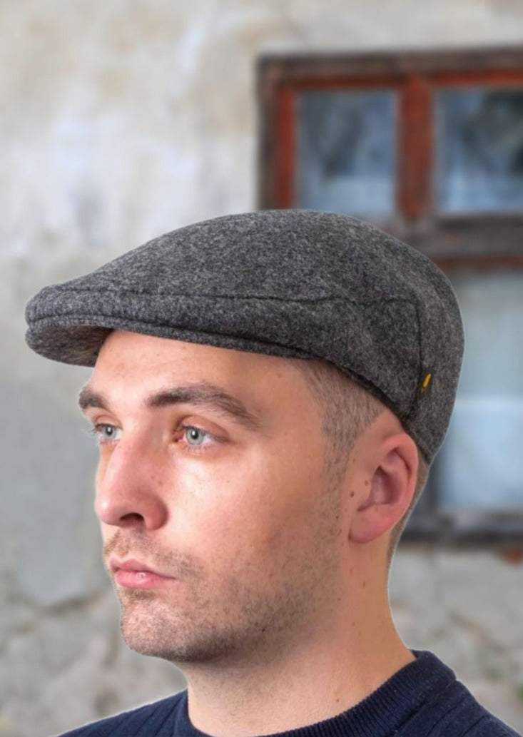 Irish Wool Clerical Gray Cap – Skellig Gift Store